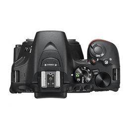 Spiegelreflexkamera - Nikon D5500 Schwarz + Objektivö Nikon AF-S DX Nikkor 18-140mm f/3.5-5.6G ED VR