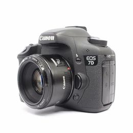Spiegelreflexkamera - Canon EOS 7D Schwarz + Objektivö Canon EF 50mm f/1.8 II