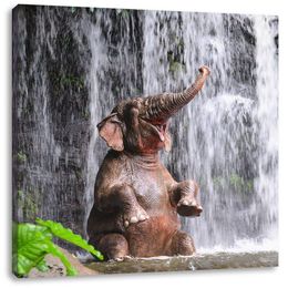 Pixxprint Leinwandbild Babyelefant am Wasserfall