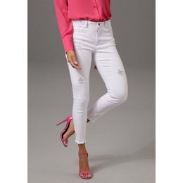 Aniston CASUAL Skinny-fit-Jeans mit Destroyed-Effekt, weiß