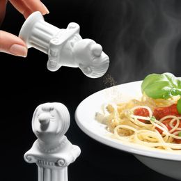 Inkognito Loriot Salz- und Pfefferstreuer-Set im Geschenkkarton