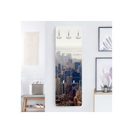 Bilderdepot24 Garderobenpaneel beige Städte Skyline Der Morgen in New York Design (ausgefallenes Flur Wandpaneel mit Garderobenhaken Kleiderhaken hängend)