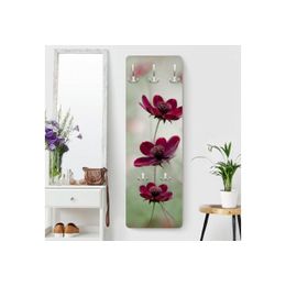 Bilderdepot24 Garderobenpaneel violett Blumen Floral Pinke Kosmeen Design (ausgefallenes Flur Wandpaneel mit Garderobenhaken Kleiderhaken hängend)