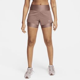Nike Dri-FIT Swift 2-in-1-Laufshorts mit halbhohem Bund und Taschen für Damen (ca. 7,5 cm) - Lila