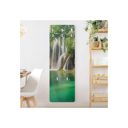 Bilderdepot24 Garderobenpaneel grün Natur Wasserfall Plitvicer Seen Design (ausgefallenes Flur Wandpaneel mit Garderobenhaken Kleiderhaken hängend)