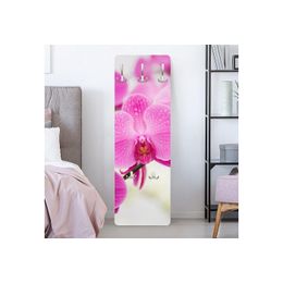 Bilderdepot24 Garderobenpaneel pink Blumen Floral Nahaufnahme Orchidee Design (ausgefallenes Flur Wandpaneel mit Garderobenhaken Kleiderhaken hängend)