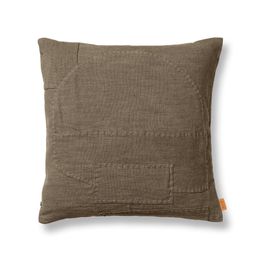 ferm LIVING - Darn Kissen, 50 x 50 cm, dark taupe