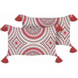 Beliani - Dekokissen 2er Set Rot und Weiß Baumwolle 35 x 55 cm Bezug mit Füllung Reißverschluss Quasten Orientalisches Muster Retro Wohnzimmer