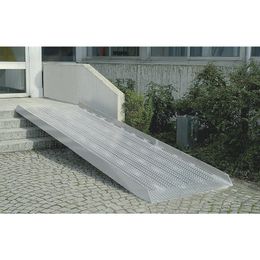 Treppenrampe, rutschfest, Tragf&auml;higkeit 400 kg, LxB 3990 x 815 mm kaiserkraft