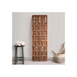 Bilderdepot24 Garderobenpaneel Design Holzoptik Bretteroptik Mediterrane Holztür aus Granada (ausgefallenes Flur Wandpaneel mit Garderobenhaken Kleiderhaken hängend)