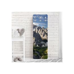 Bilderdepot24 Garderobenpaneel grün Natur Italienische Alpen Design (ausgefallenes Flur Wandpaneel mit Garderobenhaken Kleiderhaken hängend)