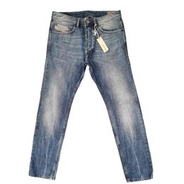 Diesel Comfort-fit-Jeans Braddom 1RBRT (Blau