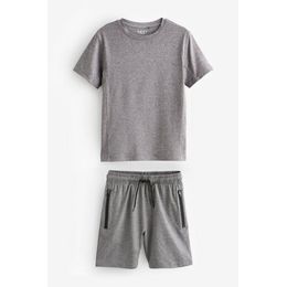 next T-Shirt & Shorts Set aus sportlichem T-Shirt und Shorts (2-tlg)