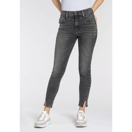 Levi's Skinny-fit-Jeans LEVI'S "720 SUPER SKINNY YOKED" Gr. 28, Länge 30, schwarz (voids in space) Damen Jeans Röhrenjeans