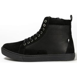 John Doe Neo, Schuhe