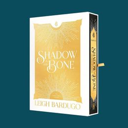 Shadow and Bone: The Collector's Edition - Leigh Bardugo, Gebunden