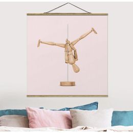 MICASIA Stoffbild mit Posterleisten - Jonas Loose - Poledance mit Holzfigur - Quadrat 1:1 Größe HxB: 100cm x 100cm Material: Eiche
