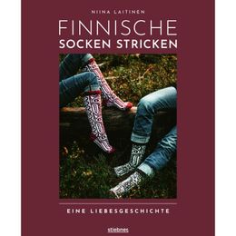 Stiebner Finnische Socken stricken. Eine Liebesgeschichte. - Niina Laitinen, Kartoniert (TB)