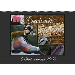 Calvendo Sockenkalender Bootsocks 2023 (Wandkalender 2023 DIN A2 quer)