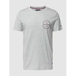 Tommy Hilfiger Slim Fit T-Shirt mit Rundhalsausschnitt