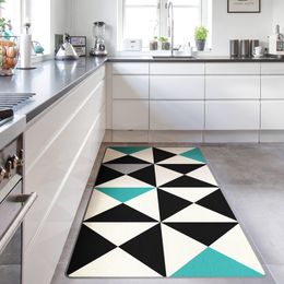 Teppich Geometrisches Muster große Dreiecke Farbakzent Türkis