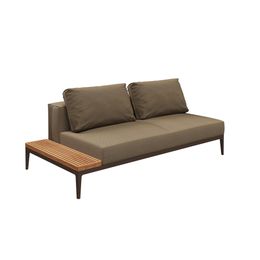 Gloster GRID Links/Rechts Lounge Sofa Aluminium/Outdoorstoff inkl. Kissen und Teakablage