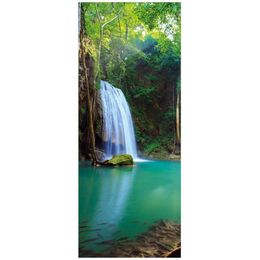 Wallario Acrylglasbild, Wasserfall im Wald am See Idylle in Thailand