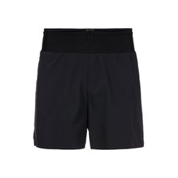 On RUNNING FunktiOnsshorts ULTRA SHORTS