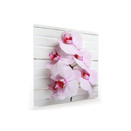 Primedeco Glasbild Wandbild Quadratisch Orchidee auf Holzplatte mit Aufhängung