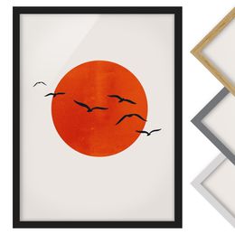 Bilderwelten Bild mit Rahmen Natur rot modern Aquarell - Vogelschwarm vor roter Sonne I - Sonnenuntergang Wohnzimmer Schlafzimmer