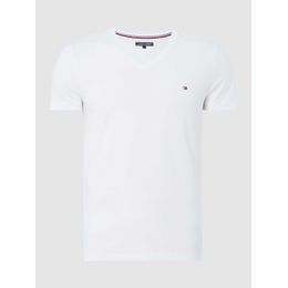 Tommy Hilfiger Slim Fit T-Shirt mit V-Ausschnitt