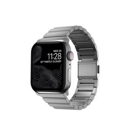 Nomad Titanium Band - Silver - Apple Watch Ultra 2/1 (49mm) 9/8/7 (45mm)/6/SE/5/4 (44mm)/3/2/1 (42mm)