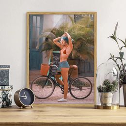 Bild mit Rahmen Fahrrad M&auml;dchen - gerahmte Wandbilder Print Kunstdruck Portrait Natur Vintage Schlafzimmer Wohnzimmer Bunt