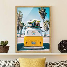Bild mit Rahmen Gelber Bulli mit Surfboards - gerahmte Wandbilder Print Natur Sport Strand Wohnzimmer Flur Schlafzimmer Bunt