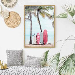 Bild mit Rahmen Rosa Surfboards unter Palmen - gerahmte Wandbilder Print Natur Sport Strand Wohnzimmer Flur Schlafzimmer Bunt