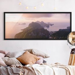 Bild mit Rahmen Atmosph&auml;rische K&uuml;stenlandschaft - gerahmte Wandbilder Print Natur Strand Wohnzimmer Bad Badezimmer Violett