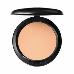 MAC Foundation Studio Fix Powder plus Foundation 15 g C4