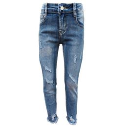 Family Trends Slim-fit-Jeans mit ausgefranstem Saum, blau