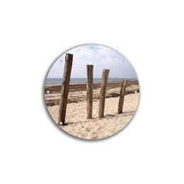 Wallario Sichtschutzzaunmatten Sandstrand mit Holzpfählen am Atlantischen Ozean