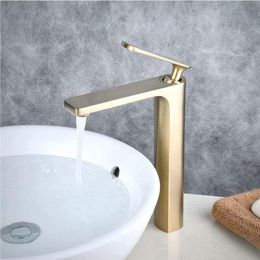 Minkurow - Badezimmer-Wasserhahn, moderne, hohe Waschtischarmaturen aus gebürstetem Gold mit massivem Messinggehäuse und heiß- und kaltverstellbarer