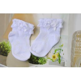 La Bortini Socken weiße Baby Socken mit Rüschen Strümpfe für Neugeborene Babys