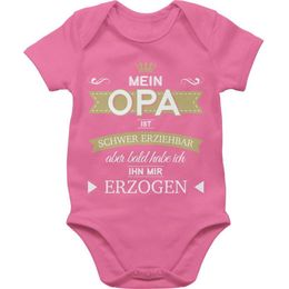 Shirtracer Shirtbody Mein Opa ist schwer erziehbar bald habe ich ihn mir erzogen Sprüche Baby