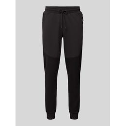 Slim Fit Sweatpants mit Reißverschlusstaschen Modell 'PumaTECH'