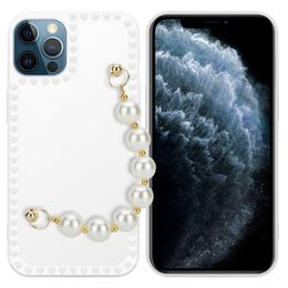 Cadorabo Handyhülle für Apple iPhone 12 PRO Hülle Apple iPhone 12 PRO, Schutzhülle - mit Handgelenk Kette - TPU Silikon - Bumper, weiß