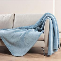 Bestlivings Kuscheldecke XXL 150x200cm ( Blau ) Flauschige Wendedecke, Flanell Sherpa-Fleece, Dicke Sofadecke - ÖKO-TEX - Couchdecke Tagesdecke - 450g/m²