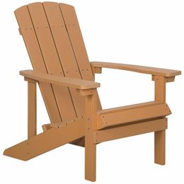 Beliani Gartenstuhl heller Holzfarbton Kunstholz breite Armlehnen Muskoka Adirondack Stil Terrasse Outdoor - Heller Holzfarbton