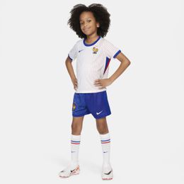 FFF 2024 Stadium Away Nike Replica dreiteiliges Fußballtrikot-Set für jüngere Kinder - Weiß
