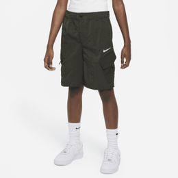 Nike Outdoor Play gewebte Cargoshorts für ältere Kinder - Grün