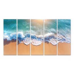 islandburner Leinwandbild Luftaufnahme eines friedlichen Sandstrandes mit klaren, hellblauen Wel
