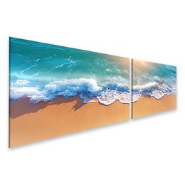 islandburner Leinwandbild Luftaufnahme eines friedlichen Sandstrandes mit klaren, hellblauen Wel